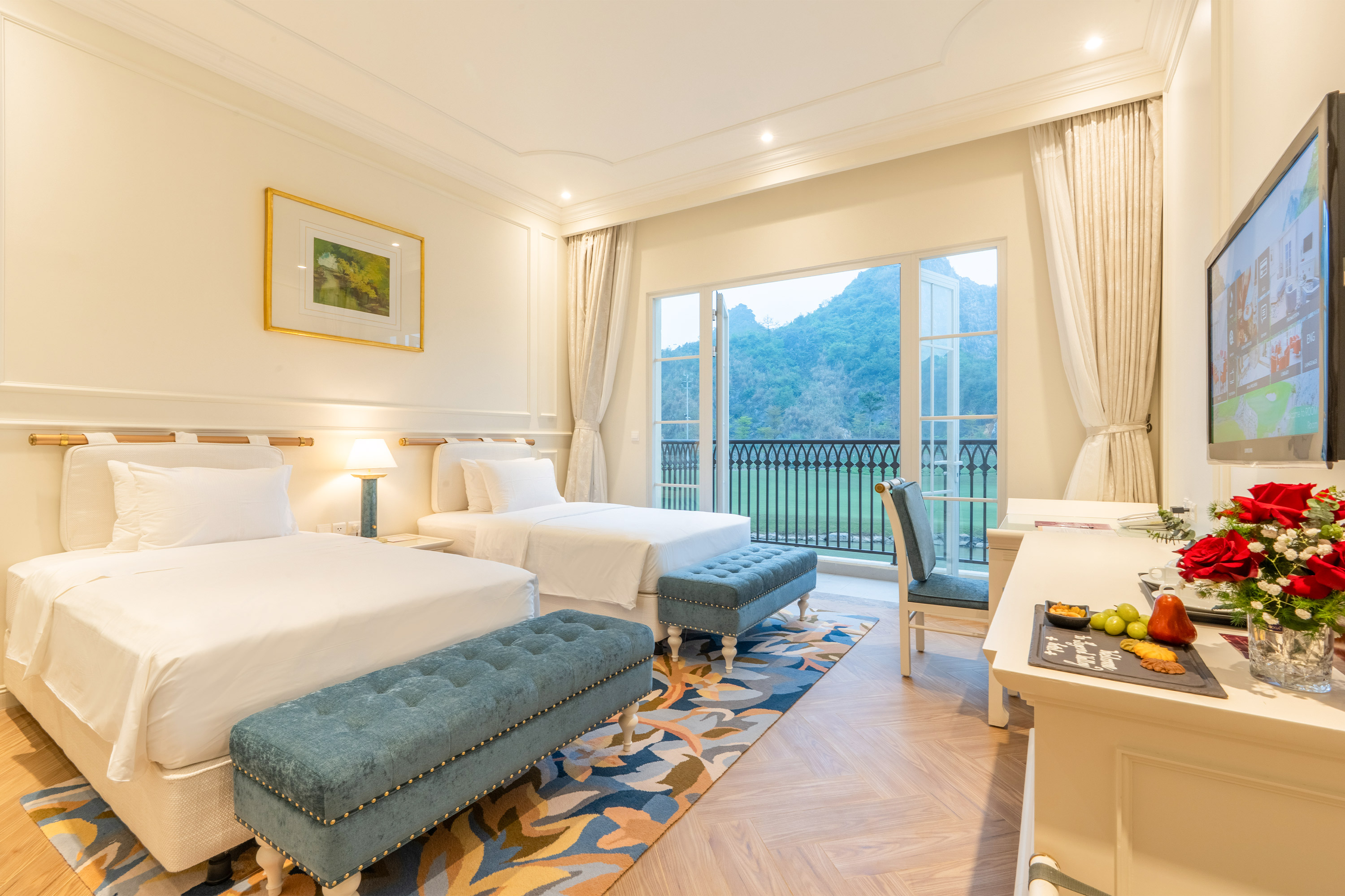 Legend Valley Hotel